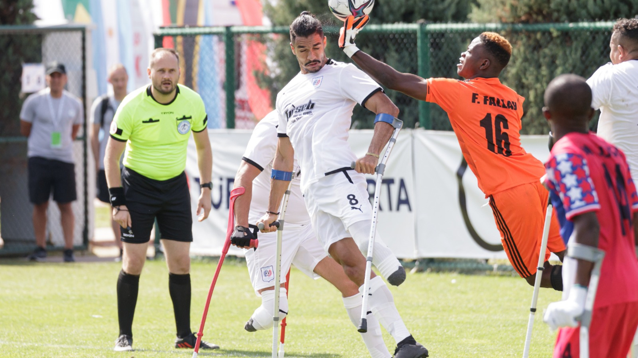 Hockey, VTT, trail et foot handisport dans l'actualité sportive