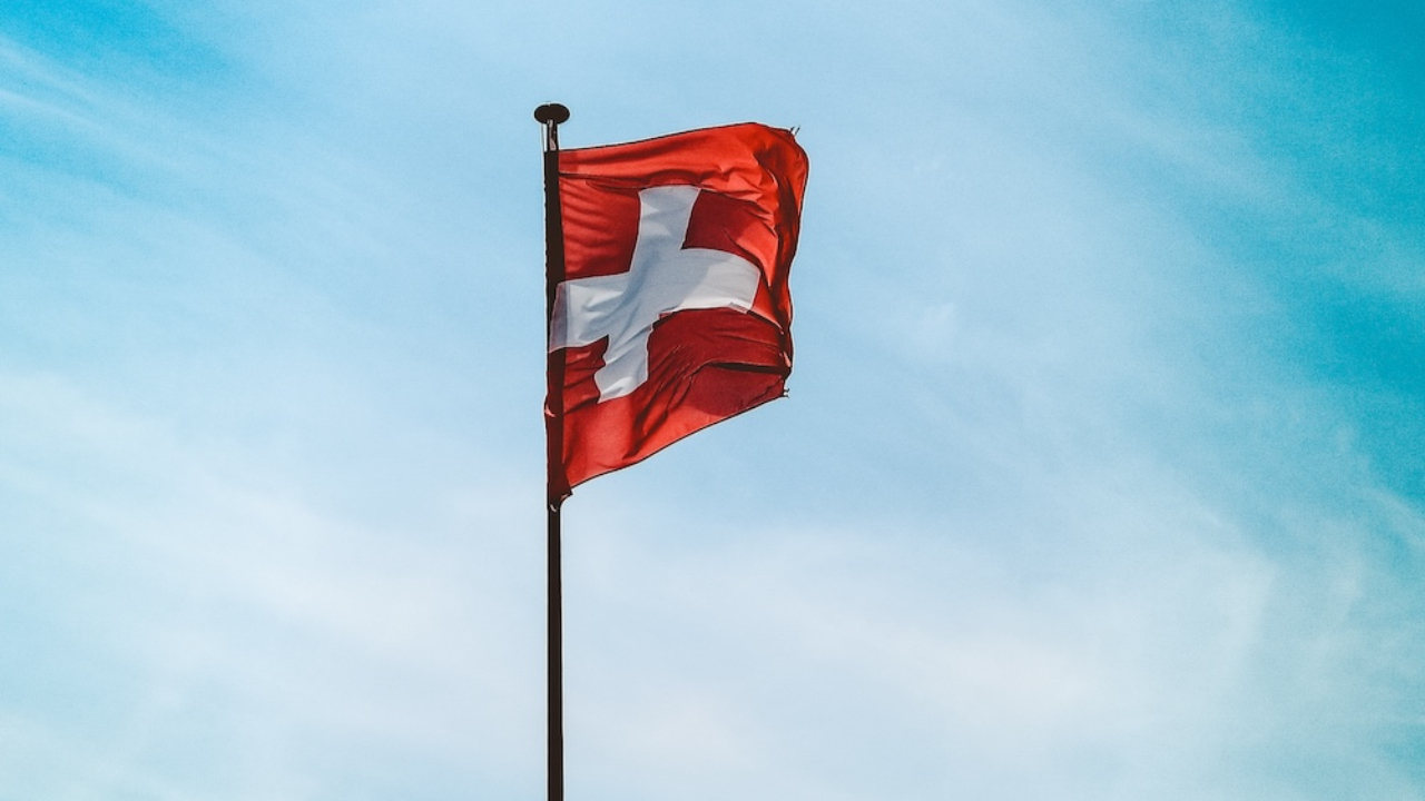 Suisse : un vote sous tension sur l’immigration et le service civil ce ...