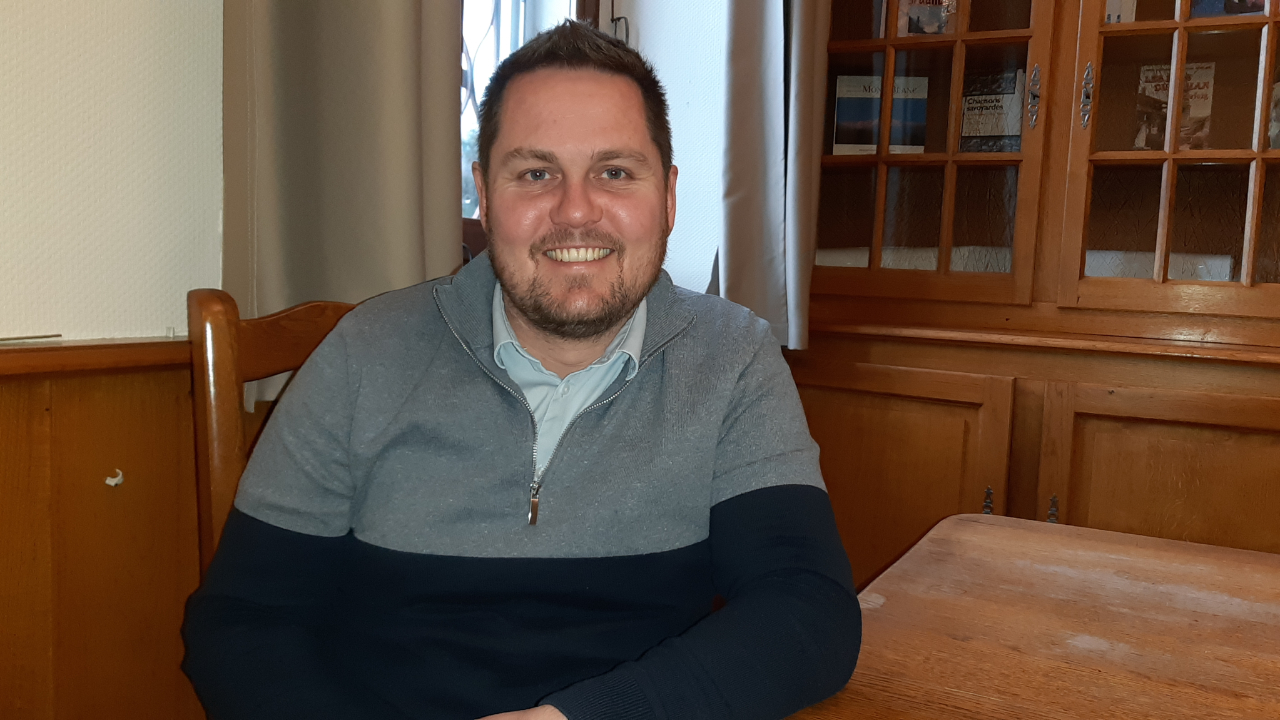 Un début de mandat sur les "chapeaux de roues" pour le jeune maire de ...